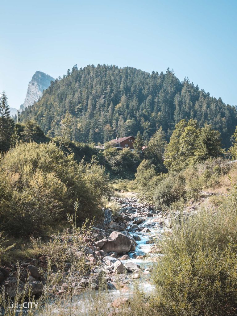 Diemtigtal Talwanderung: Wunderschöner Wandertipp im Berner Oberland